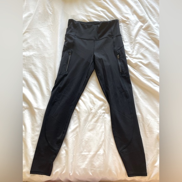 Athleta | Pants & Jumpsuits | Athleta Rainier Tight Leggings In Black ...